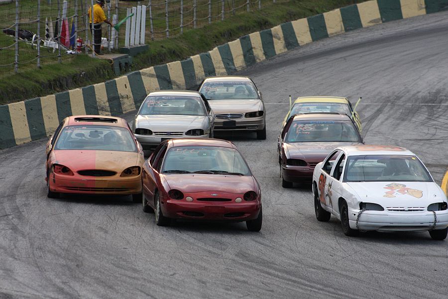 Rough Riders Prepare for Thunder Road Debut | New England Racing